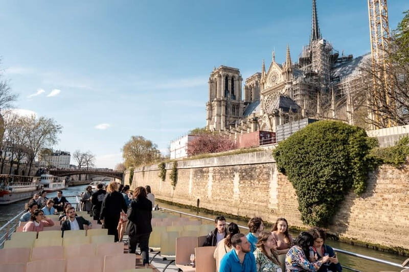 Paris: Evening River Cruise with Champagne from Notre Dame - Key Points