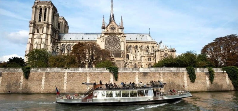 Paris: Evening River Cruise with Champagne from Notre Dame - Who Would Love This Experience?