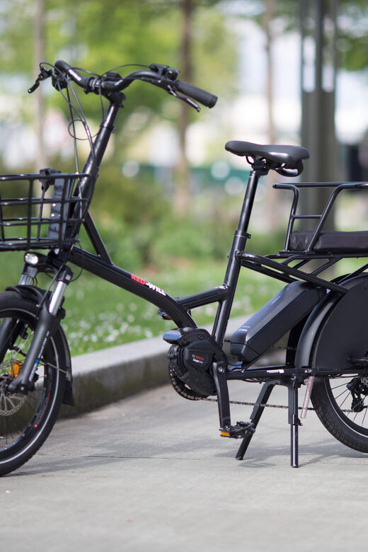 PARIS: Family e-bike longtail renting - The Sum Up