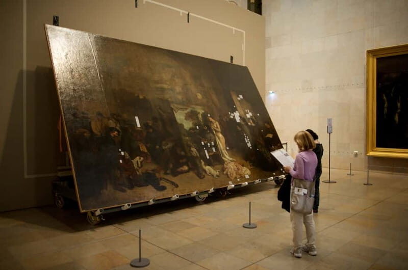 Paris: Family Friendly Musée d'Orsay Guided Tour with Ticket - Discovering the Musée dOrsay: An Art Treasure in a Stunning Building