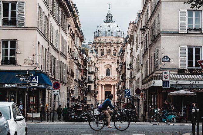 Paris Famous Landmarks PhotoWalks Tour - FAQs