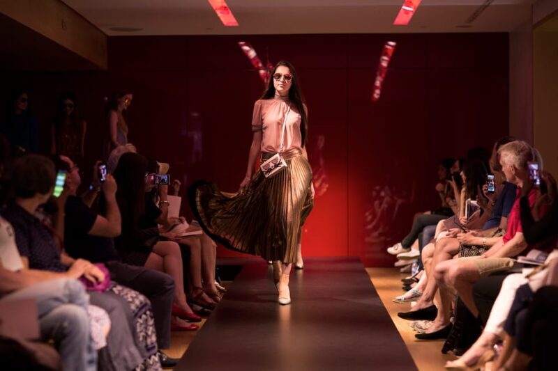 Paris: Fashion Show at Galeries Lafayette Haussmann - Key Points