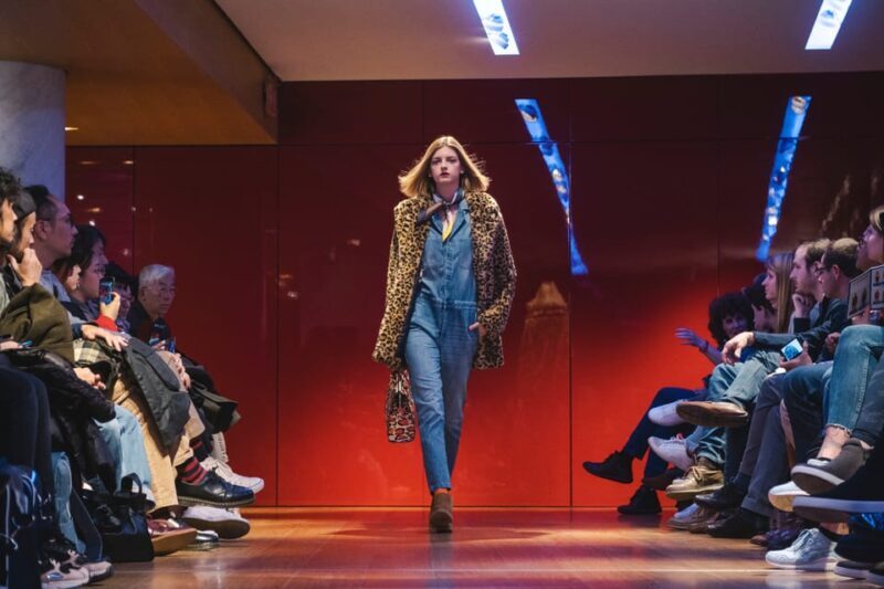 Paris: Fashion Show at Galeries Lafayette Haussmann - FAQs