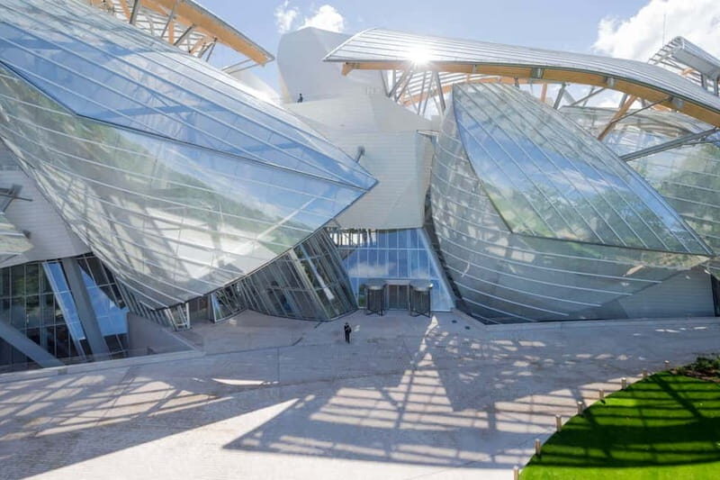 Paris: Fondation Louis Vuitton Premium Access Ticket - An In-Depth Look at the Fondation Louis Vuitton Experience
