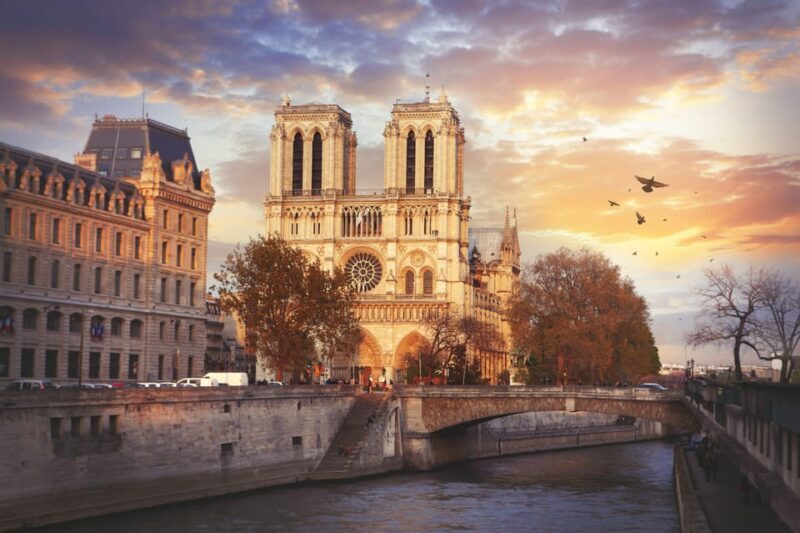 Paris for first-timers  from Notre-Dame to the Louvre - Key Points