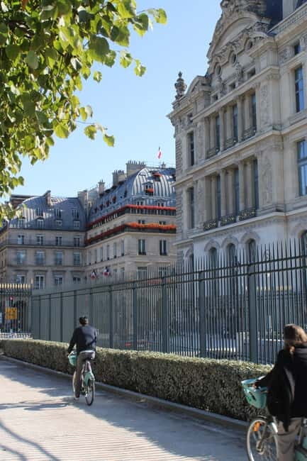 Paris: French Language Walking Tour (Learn & Walk) - A Detailed Look at the Experience