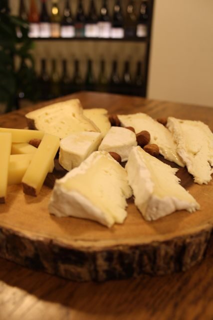 Paris: French Wine and Cheese Guided Tasting - Key Points