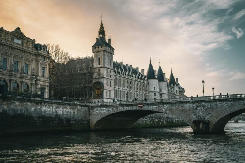 Paris: Ghosts and Dark Stories Guided Walking Tour - Key Points