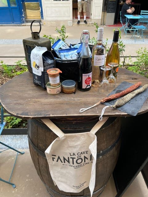 Paris: Guided Montmartre Walking Tour with Food & Wine - Is This Tour Right for You?