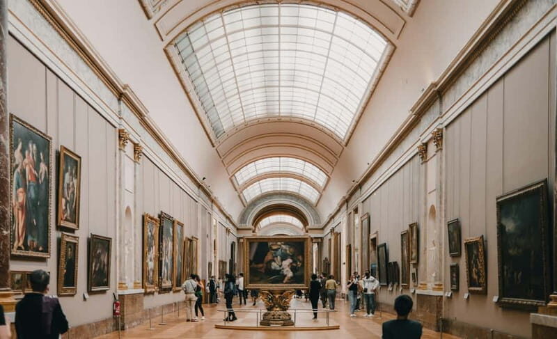 Paris: Guided visit of the Louvre Museum in Spanish - Key Points