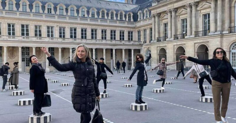 Paris: Guided Walking Tour from Opera Garnier to Notre-Dame - Key Points