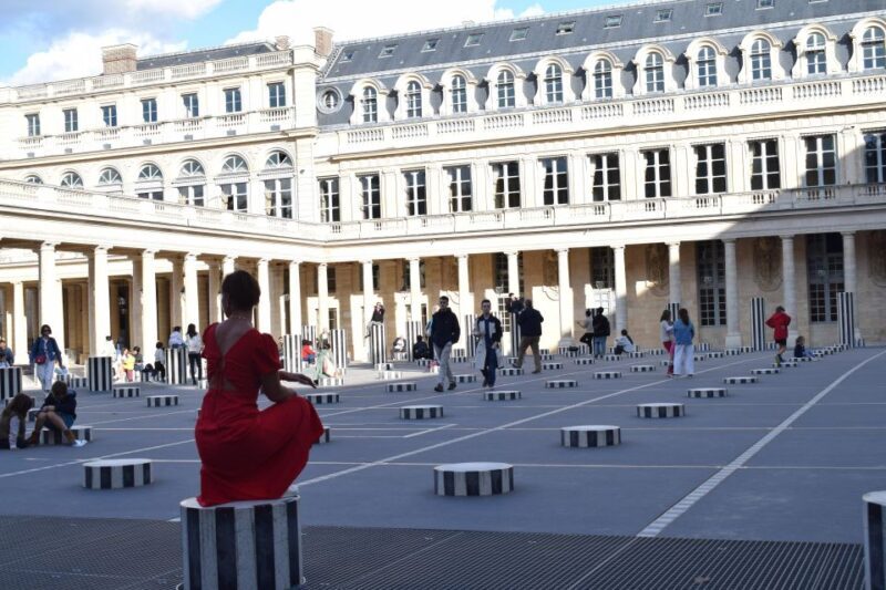 Paris : Highlights of Parisians' Paris guided tour - What It’s Like on the Ground