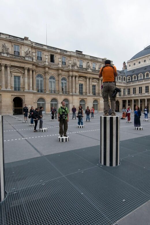 Paris : Highlights of Parisians' Paris guided tour - Deep Dive into the Key Stops