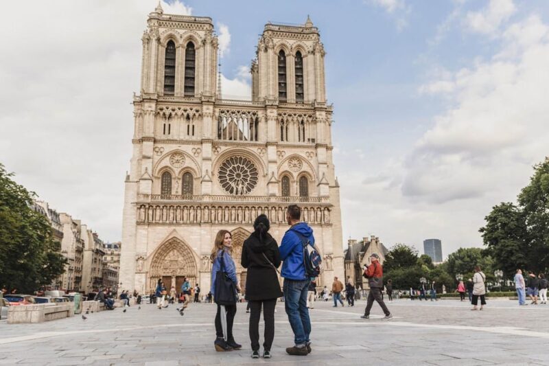 Paris: Île de la Cité Highlights Guided Tour & Seine Cruise - An In-Depth Look at Your Parisian Day