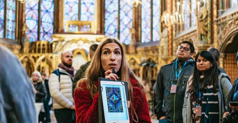 Paris: Ile de la Cité Walking Tour with Sainte-Chapelle - Authentic Experiences and What Past Travelers Say
