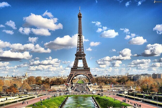 Paris in a Day VIP and Private Tour with Pick-Up and Drop-Off - What You’ll Experience