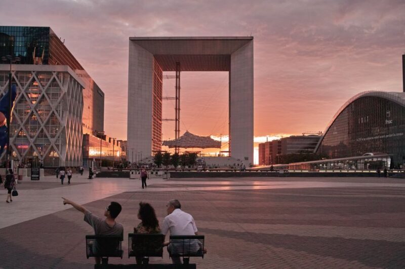 Paris: La Défense Private Guided Tour - The Iconic Grande Arche