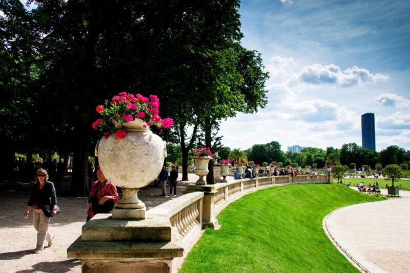 Paris Latin Quarter 2-Hour Private Walking Tour - Key Points