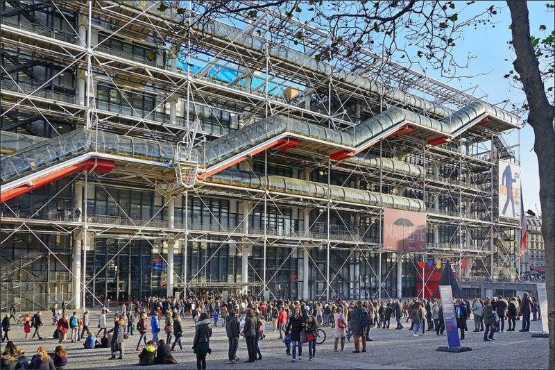 Paris: Le Marais Contemporary Art Trail Walking Tour - Key Points