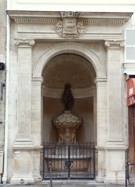 Paris: Le Marais Contemporary Art Trail Walking Tour - Exploring the Heart of Le Marais: Art, History, and Architecture