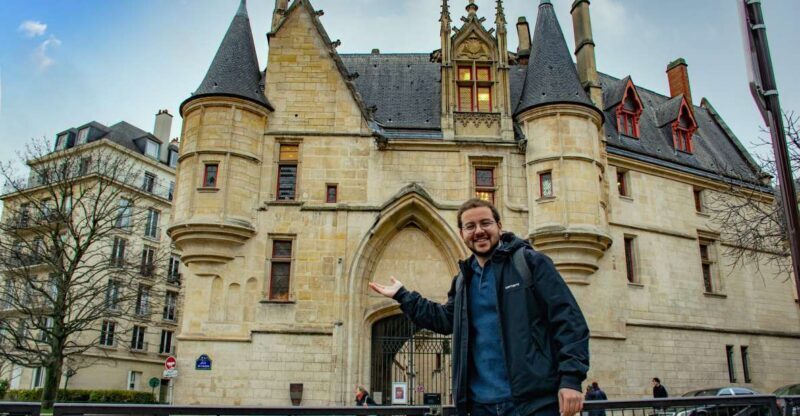 Paris Le Marais Walking Tour: Small Group Experience - Itinerary Breakdown