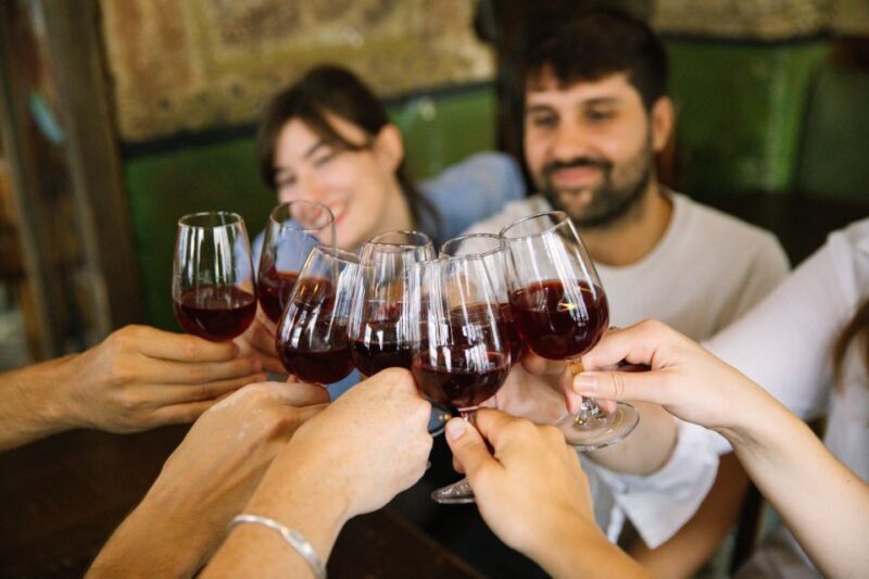 Paris: Left Bank Food & Wine Tour in the Latin Quarter - Who Should Consider This Tour?