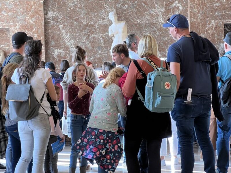Paris Louvre: 2-Hour Private Tour for Groups or Families - Why Choose a Private Tour of the Louvre?