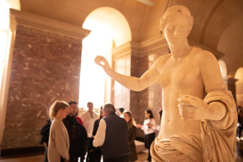 Paris Louvre Exclusive Semi Private Guided Tour Max 6 People - Key Points