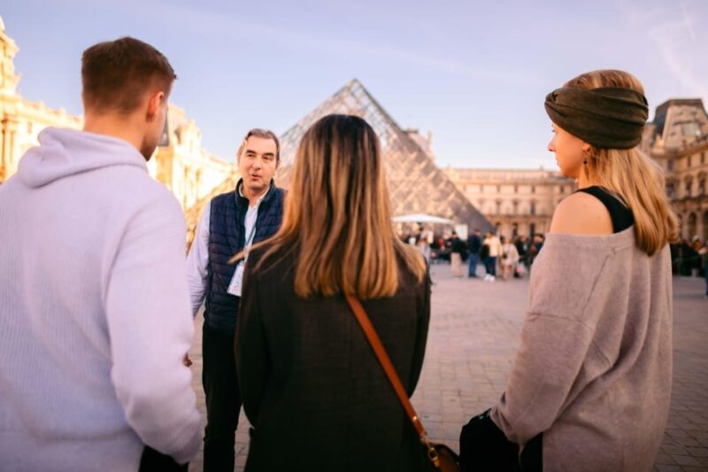 Paris: Louvre Mona Lisa Private Guided Tour with First Entry - The Details and What To Expect