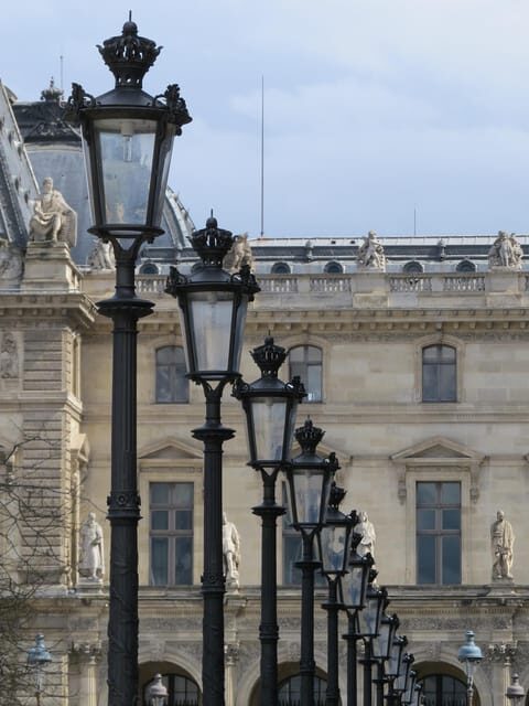 Paris: Louvre Museum Guided Visit - Key Points