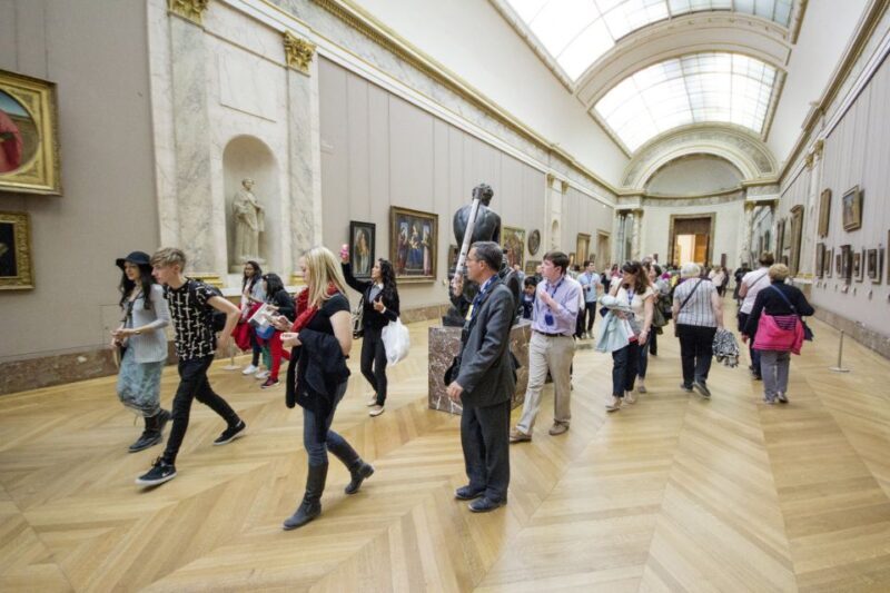 Paris: Louvre Museum Masterpieces Tour with Reserved Access - Key Points