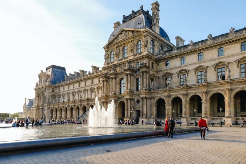Paris: Louvre Museum Skip-the-Line Entry and Private Tour - What to Expect from the Louvre Private Tour