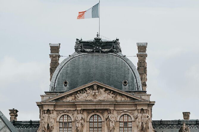 Paris Louvre Museum with 1/2/3 Days HOHO Combos - Key Points