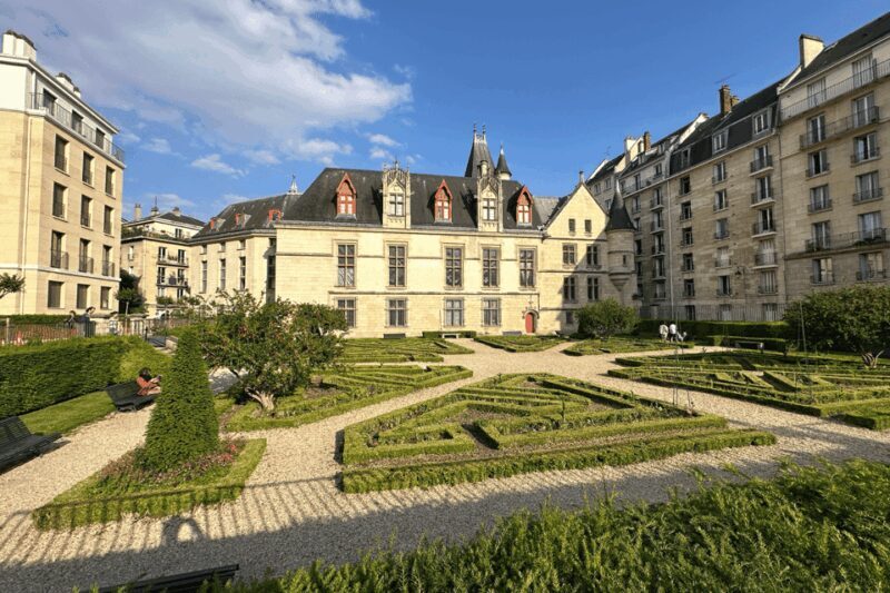 Paris: Marais District Walking Tour with a Local Guide - Final Thoughts: Who Will Love This Tour?