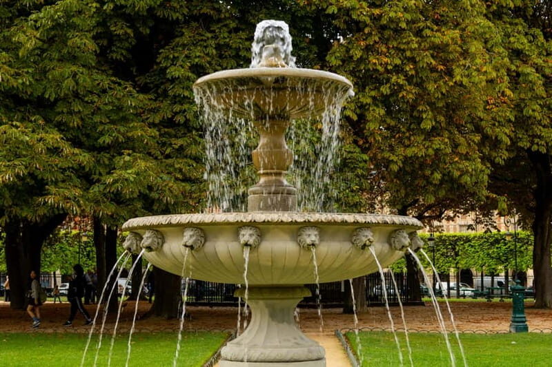 Paris: Marais without crowds. Guided Tour. - The Value for Your Money