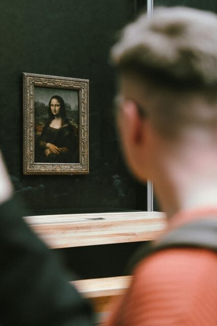 Paris: Mona Lisa and Louvre Highlights Tour SEMI PRIVATE - The Heart of the Louvre: What to Expect