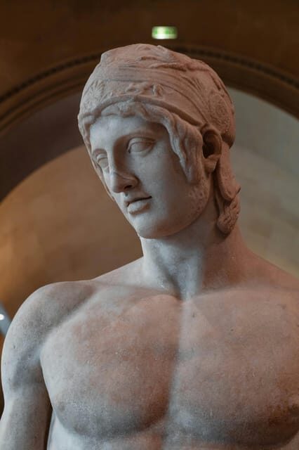 Paris: Mona Lisa and Louvre Highlights Tour SEMI PRIVATE - The Sum Up