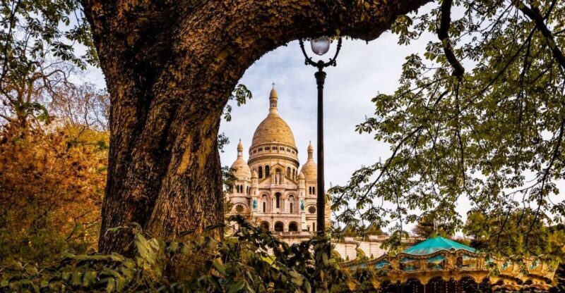 Paris: Montmartre Culture and Local Pastries Walking Tour - Exploring Montmartre with a Guided Culture and Pastry Tour