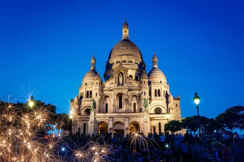 Paris: Montmartre Guided Tour at Night -Limited Tour Series - An Illuminating Night in Montmartre: A Review of the Limited Series Guided Tour