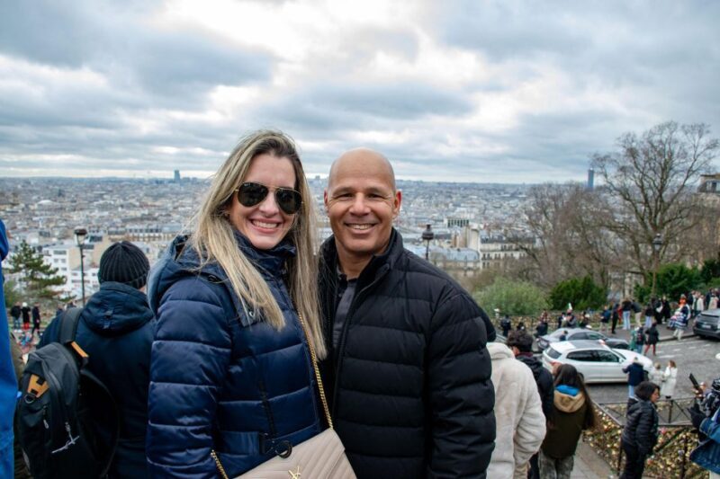 Paris Montmartre Highlights Walking Tour - Small Group - Key Points