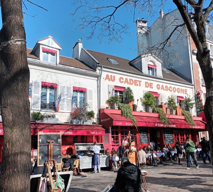 Paris: Montmartre Private Guided Tour & River Cruise Option - Limitations and Considerations
