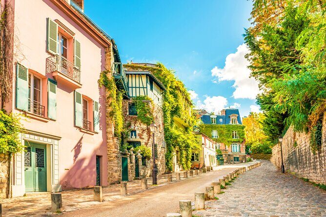 Paris (Montmartre) Scavenger Hunt and Sights Self-Guided Tour - What to Expect During Your Tour