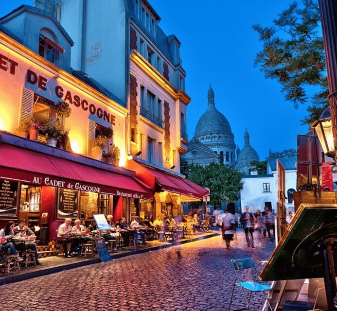 PARIS: Moulin Rouge and Montmartre walking tour SEMI-PRIVATE - The Magic of Moulin Rouge