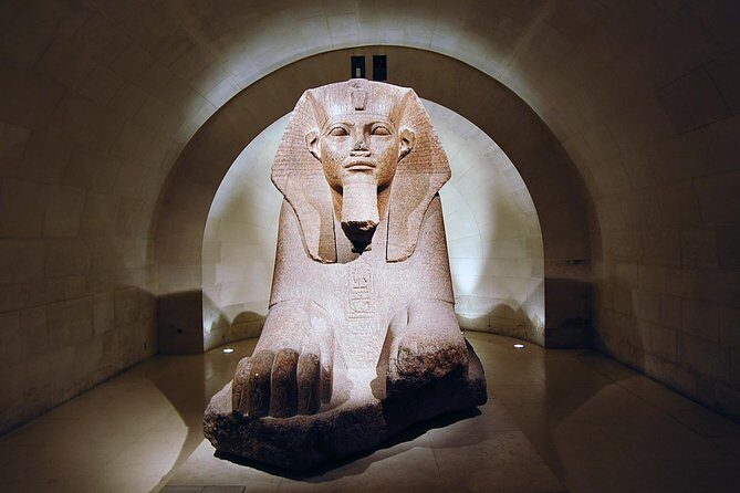Paris Murders and Mysteries semi-private tour of the Louvre - Exploring the Louvre Through Its Dark Stories