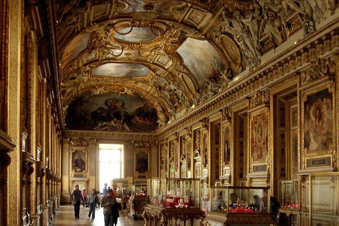 Paris Murders and Mysteries semi-private tour of the Louvre - Final Thoughts: Who Is This Tour For?