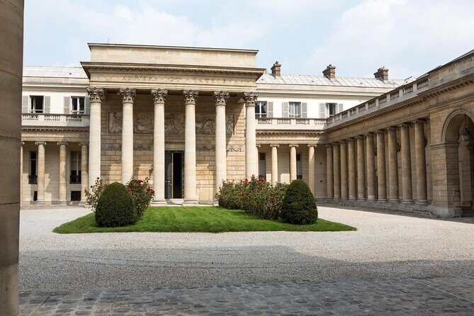 Paris Napoleon Walking Tour with an Historian Guide - Key Points