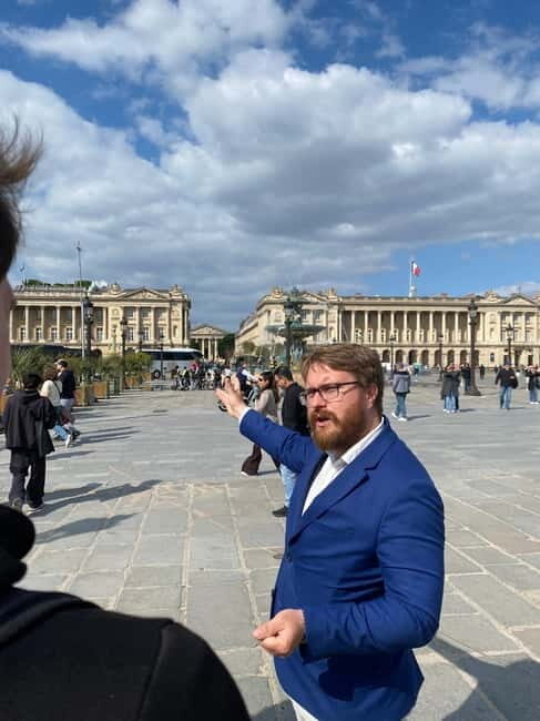 Paris: Napoléon's Strategies Walking Tour with booklet - Key Points