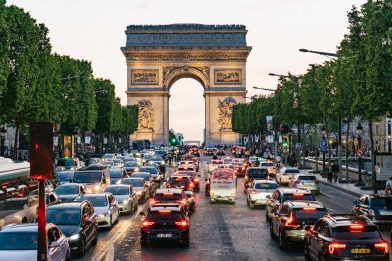 Paris: Night Bus Tour with Audioguide - Key Points