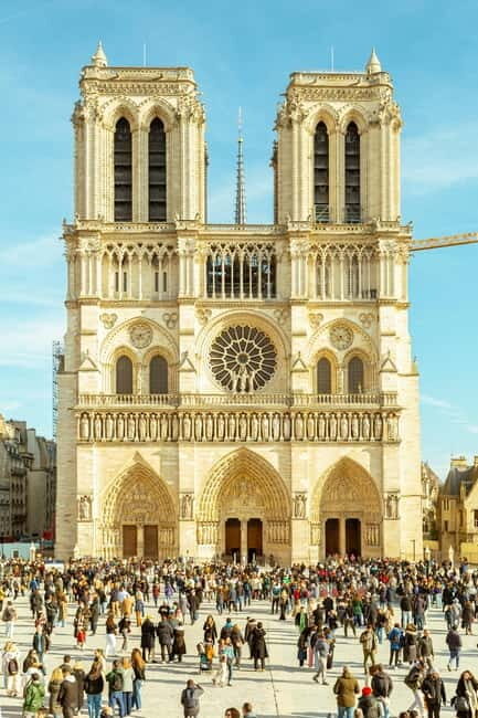 Paris: Notre Dame Exterior Guided Tour w/Skip The Line Entry - The Scenic and Educational Experience