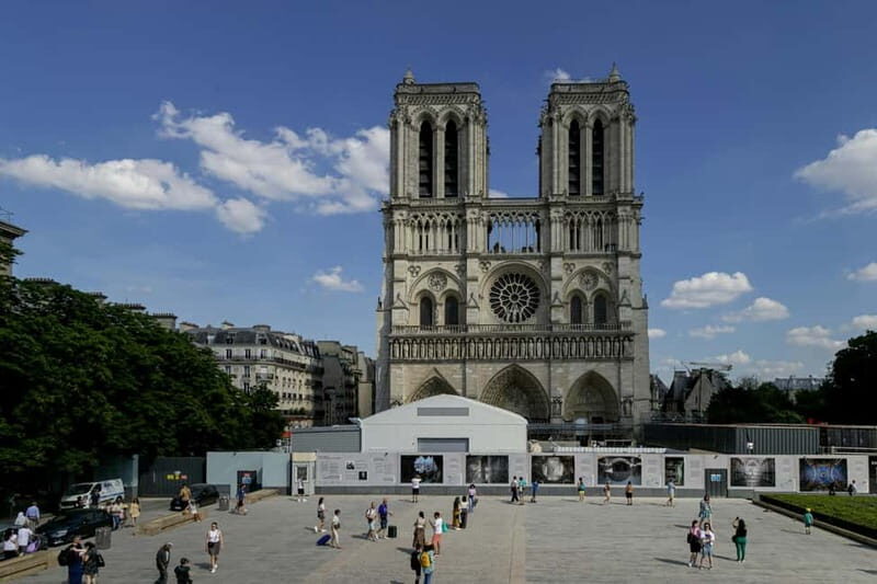 Paris: Notre Dame Exterior Guided Tour w/Skip The Line Entry - Practical Details and Tips